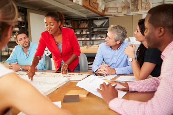 125 Best Boss Lady Quotes To Motivate & Move You